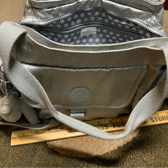 Kipling | Bags | Kipling Metallic Platinum Handbag Crossbody Great ...